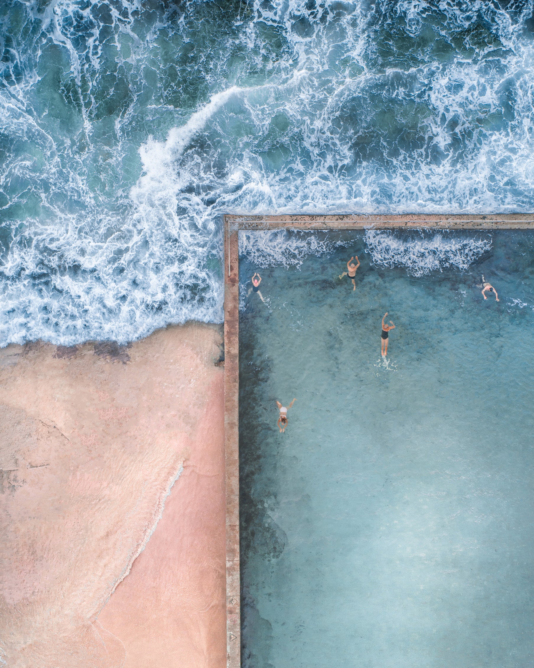 Austinmer Pool – Ocean Feels By Ben Mack