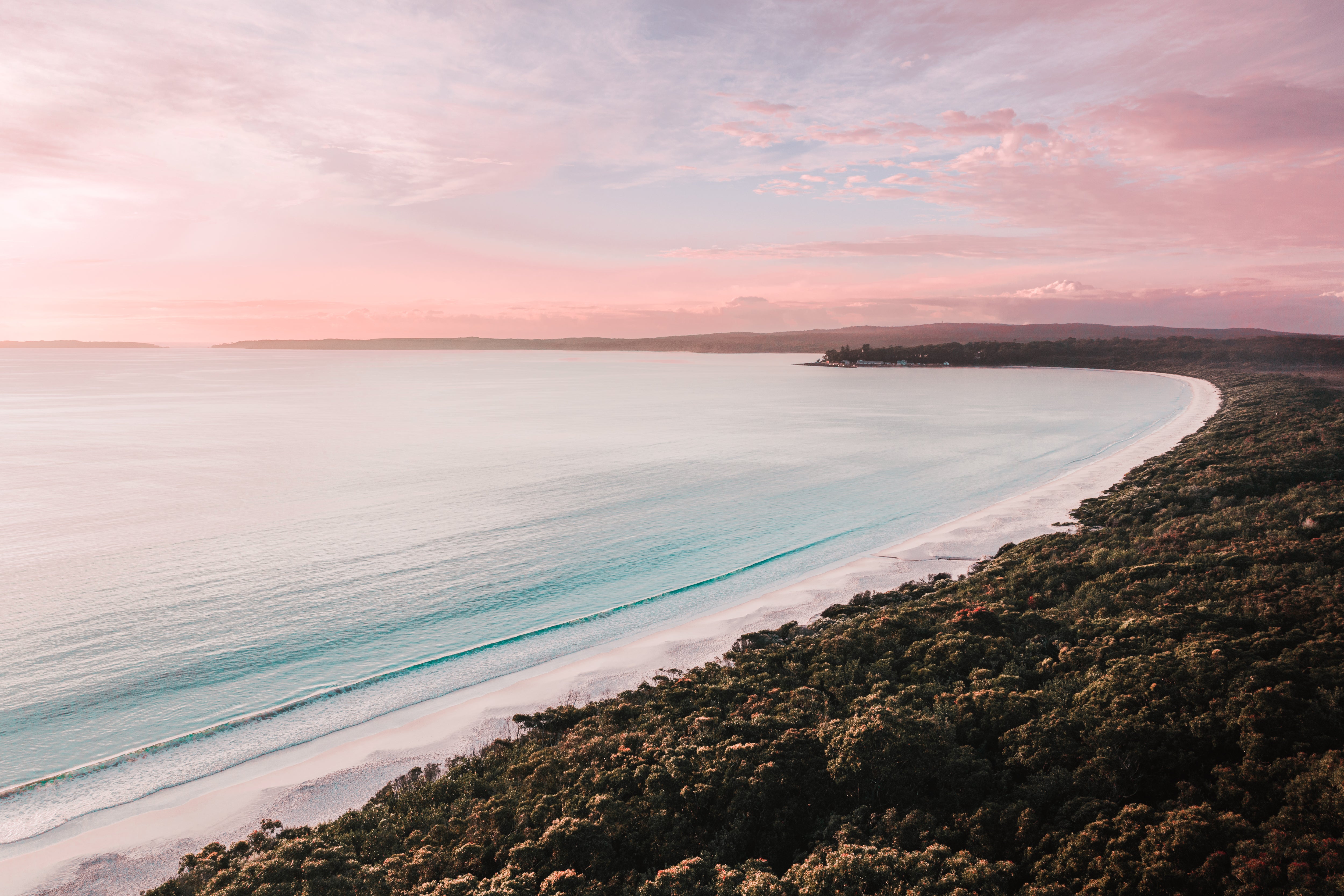 Bay Easy – Ocean Feels By Ben Mack